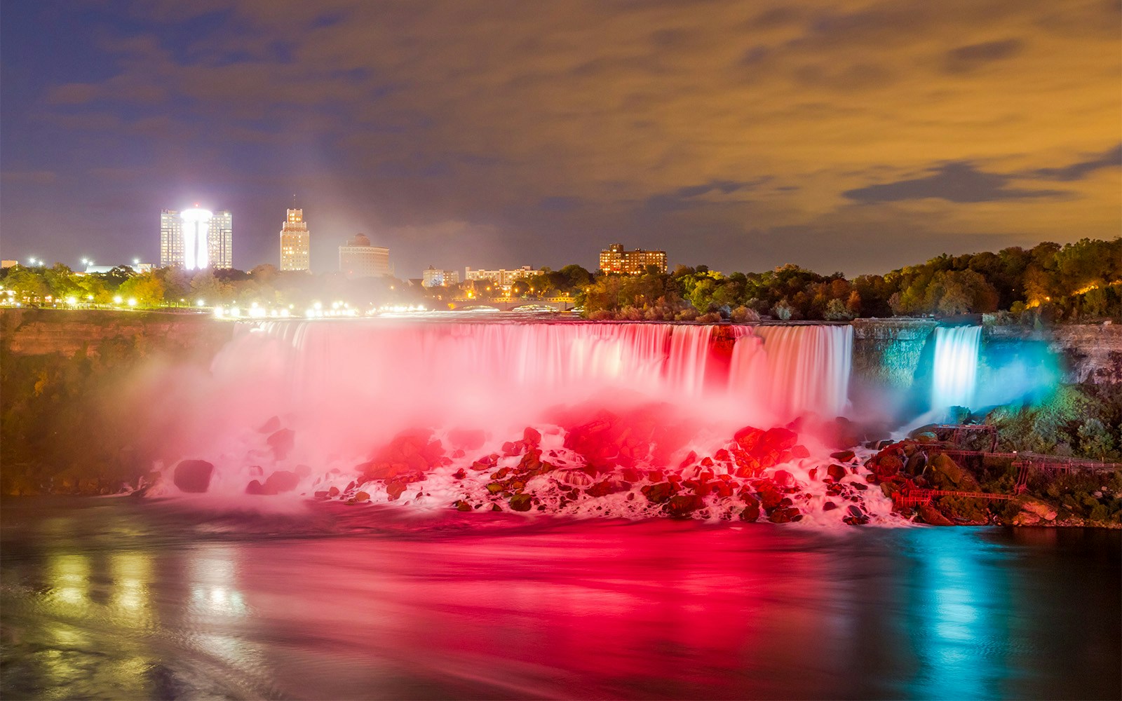 Niagara Falls Light Show | Illumination Experiences